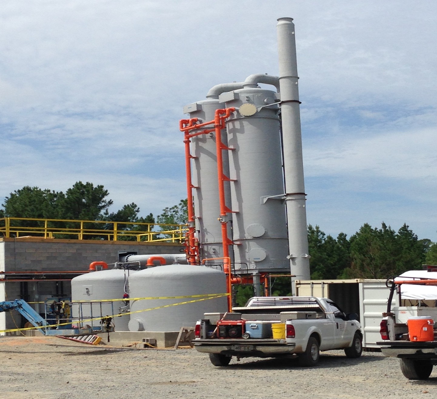 Phosgene Air Scrubber: Twin Tower System for 99.9996% Emission Control